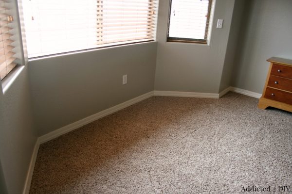 How to Replace Baseboards without Destroying Your Walls