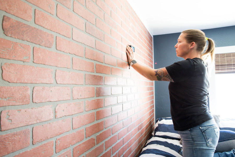 The Easiest Way To Hang Wall Art - Addicted 2 DIY